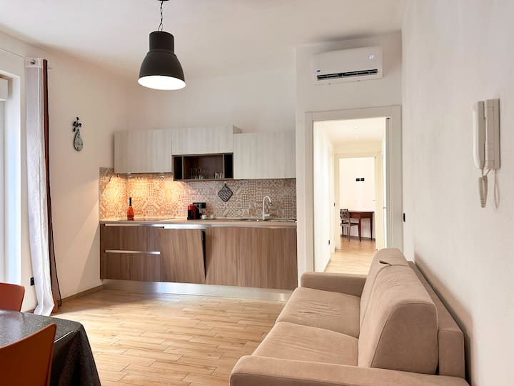 Carloforte A Cagliari - Walk To The Center - Cagliari