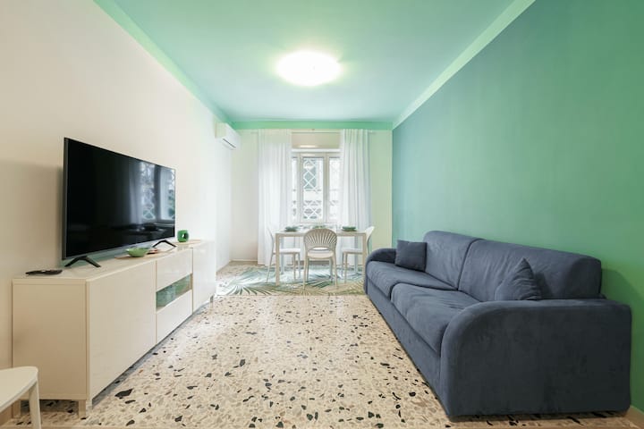 Spacious 2br Flat | Metro & Historic Center - Neapel