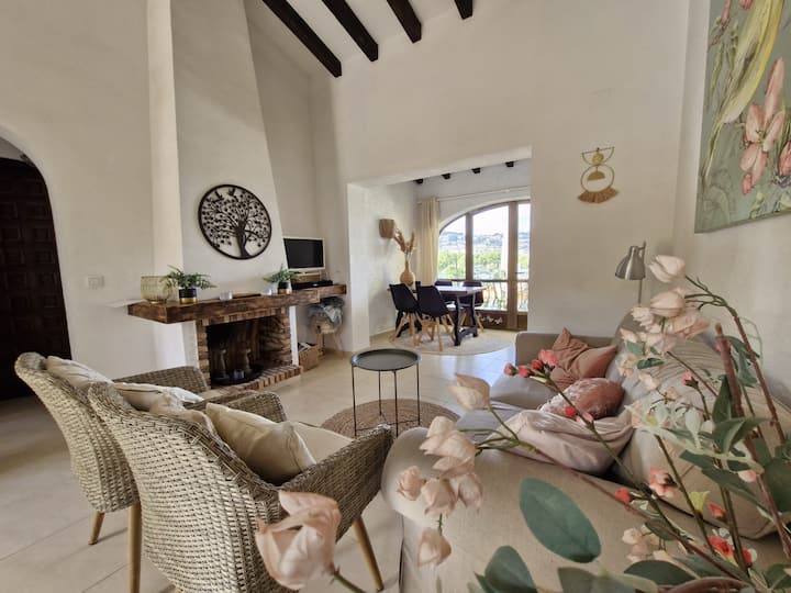 Casa Moraira, By Theka Services - Moraira
