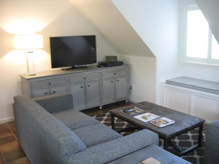 Charming Apartment - St. Helena, CA