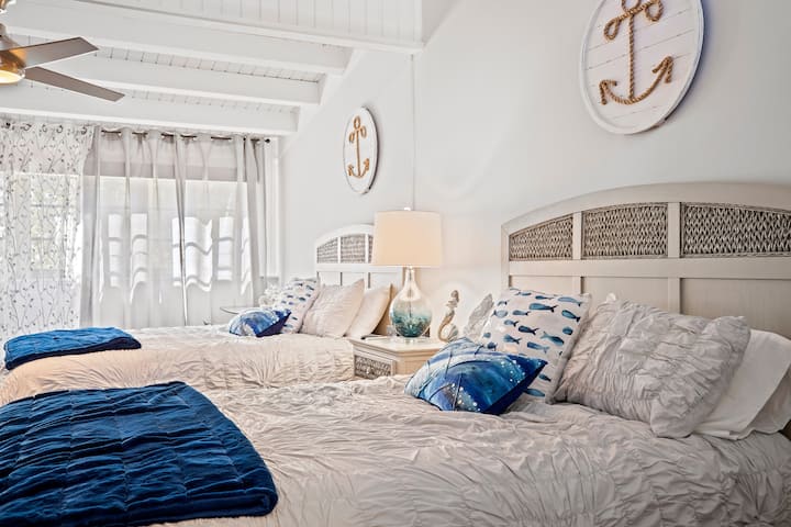 Summer Home With Pool & Tennis In The Florida Keys - Islamorada, FL