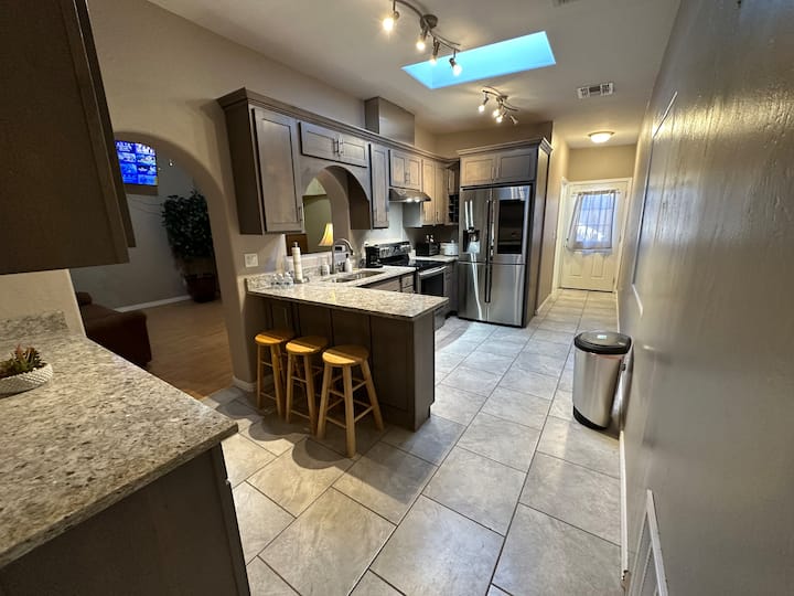 Bear B & B - Tucson, AZ