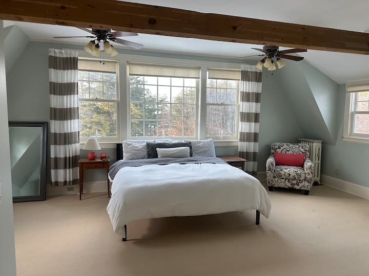 Master Suite Within Guesthouse - Wolfeboro