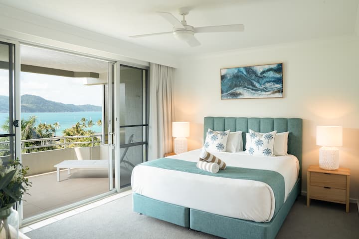 Poinciana 110 - Hamilton Island