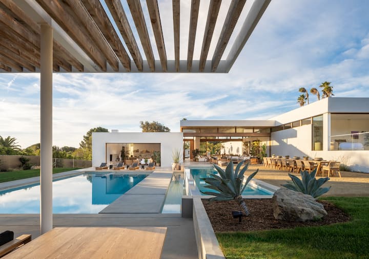 Modern Oasis In Point Dume - Malibu