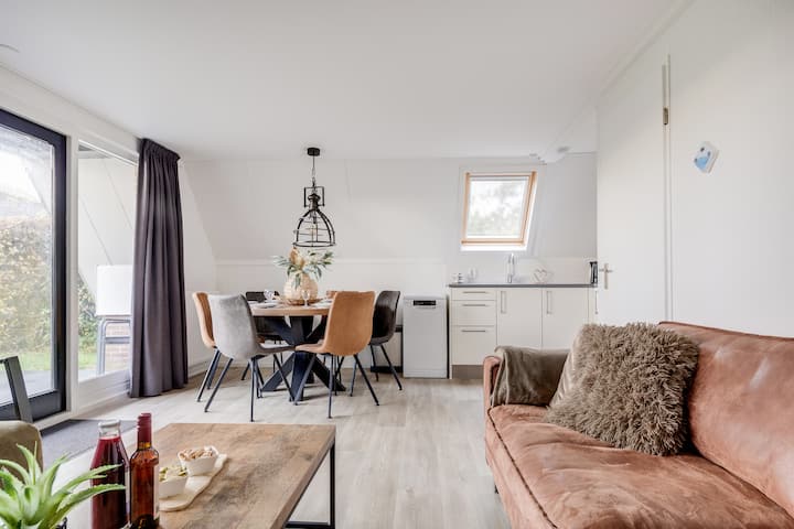 Sfeervol Ingerichte Bungalow - Nederland