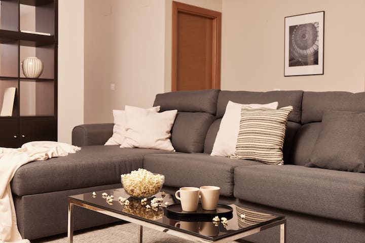 Moderno Y Cómodo Apartamento - Valencia