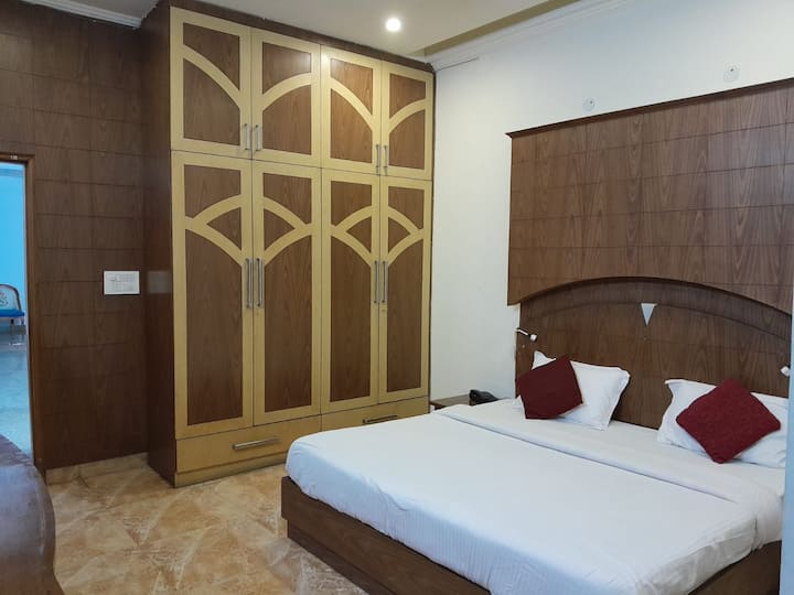 Gtb Homes. Noida - Noida