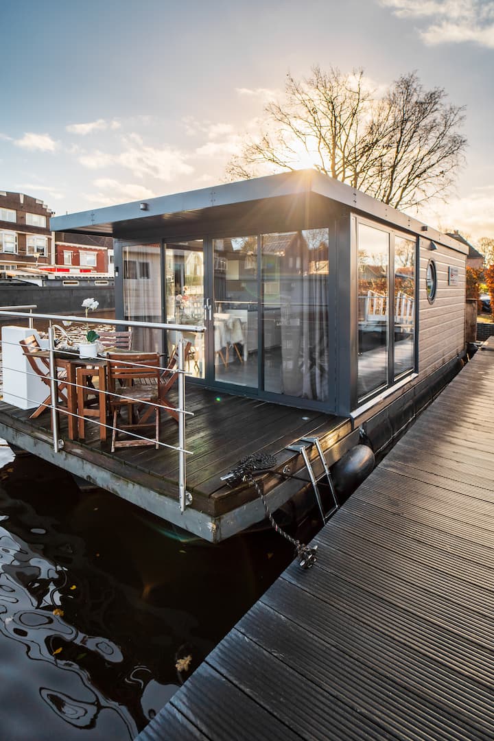 The Grey Pearl Houseboat - 坎彭