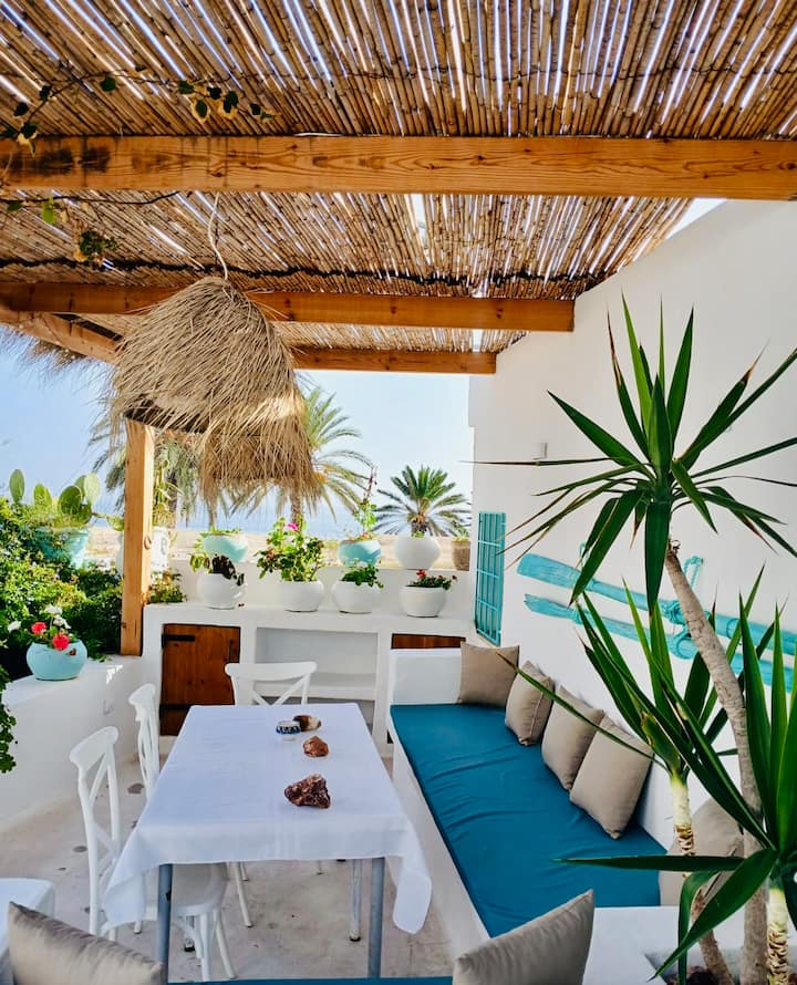 Dar El Mahdia Mit Meerblick & Pool - Tunisie