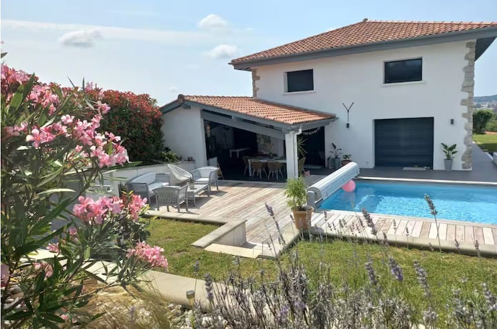 Jolie Maison Proche De Bayonne - Cambo-les-Bains