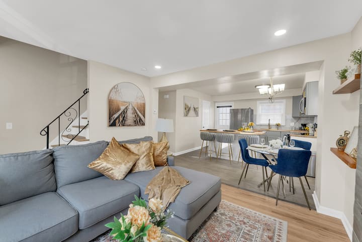 Charming 2 Bed Duplex - Somerville, NJ