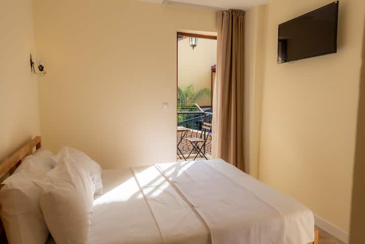 Karaf Tiny Rooms In Oldtown - Antalya