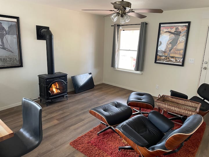 Ranch Bunkhouse B: 2 Bedroom - Lake Isabella, CA