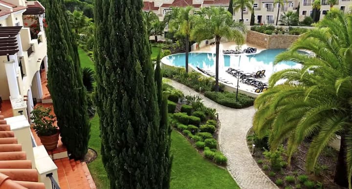 Luxurious 4-bed Villa With Pools - Vilamoura