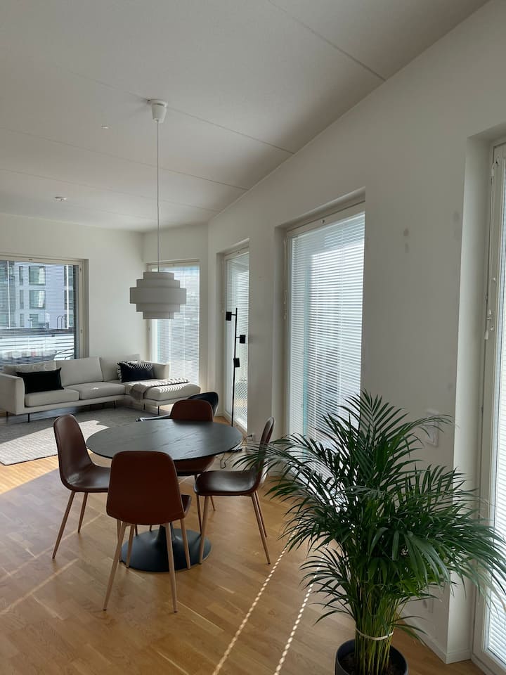 Valoisa Ja Viihtyisä Asunto - Vantaa