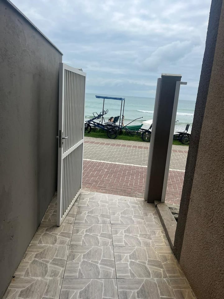 Pé Na Areia Apto Bombas - Porto Belo