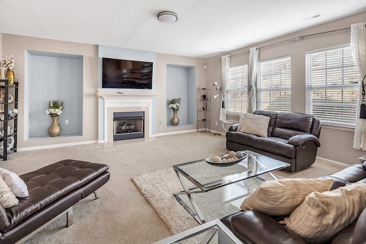 Private Room And Bath | University Area Clt, Nc - Concord, NC