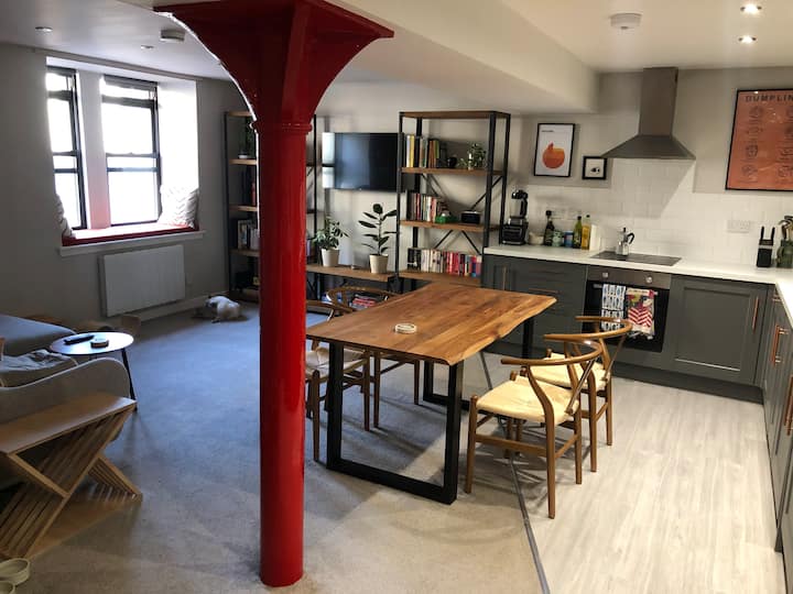 Cosy Modern Flat At The Shore - Leith