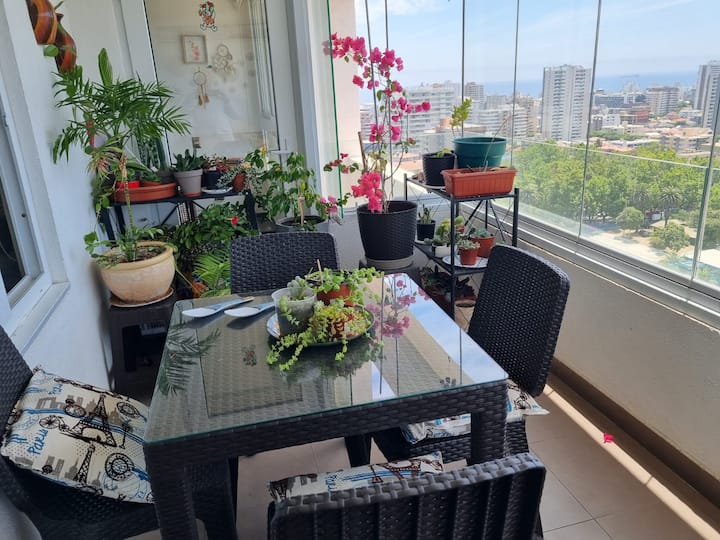 Acogedor Con Vista Panorámica - Viña del Mar