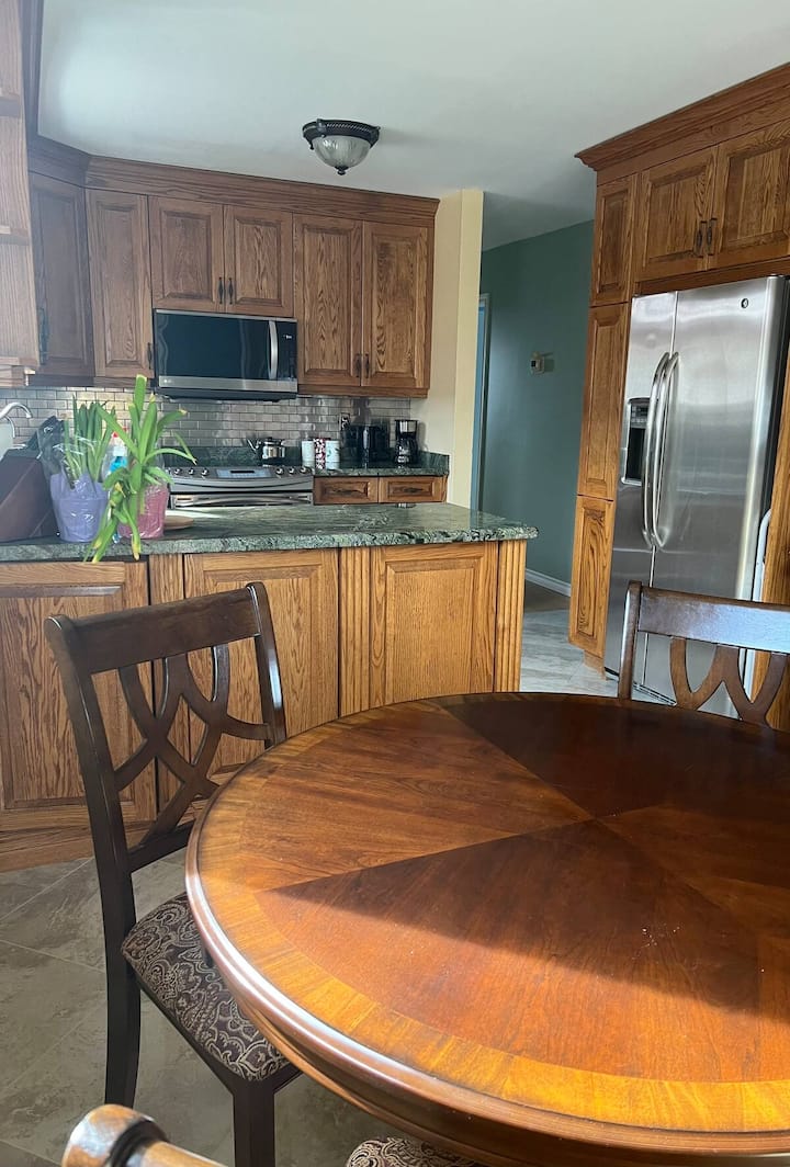 Feel Like Your Home - Bradford, ON, Canada