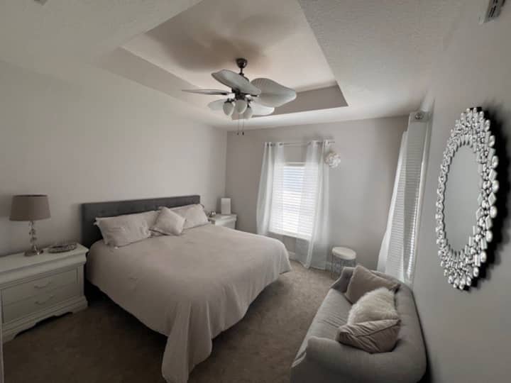 Glamorous Room In Oasis Home - Amelia Island, FL