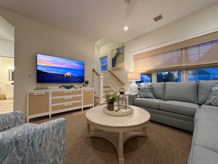 Coastal Cottage In The Kennebunks | Sea Breeze - Kennebunk, ME
