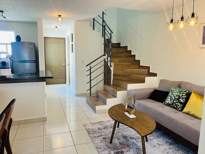 Cómoda Y Segura Casa En La Mejor Zona De Morelia - Morelia
