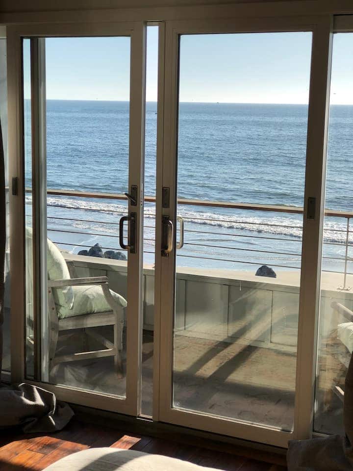 Wave House: Oceanfront Retreat - Mavericks Suite - Half Moon Bay, CA