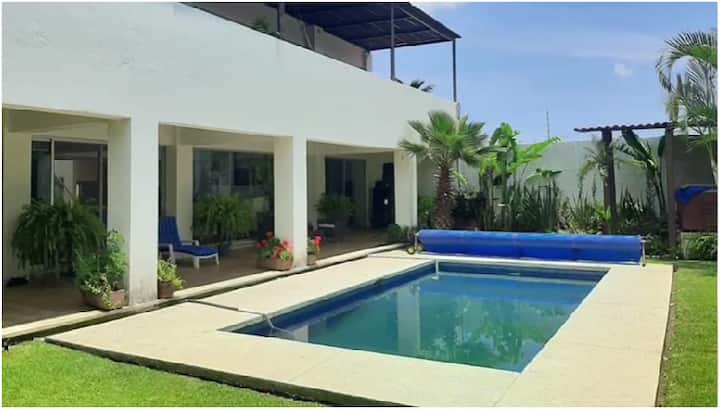 Luxhomes Casa Céntrica C/alberca/jacuzzi/terraza - Cuernavaca