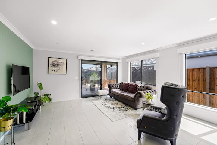 Ramlegh Spring Estate - High Quality Family Living - Clyde North