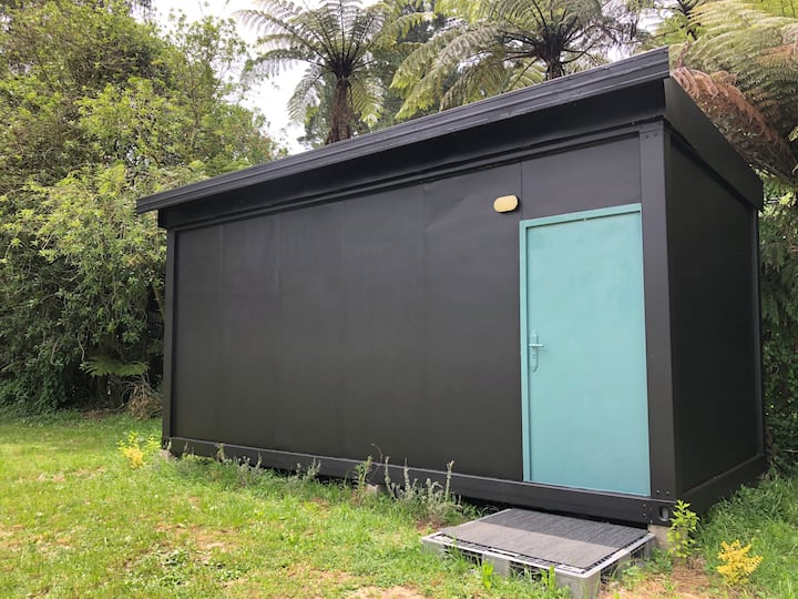 Orchard Style Bush Cabin - Te Puke
