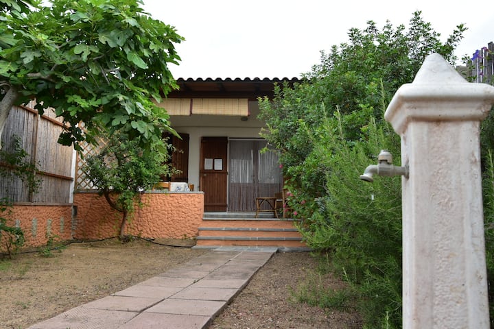 Casa Flora 800mt Dal Mare - Wifi - Bbq - Tertenia