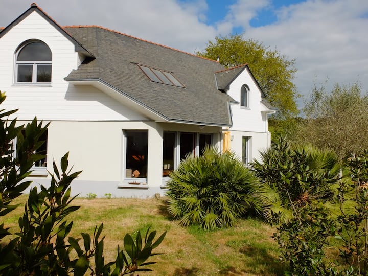 Agréable Maison 
De Vacances Non Loin De La Côte - Locmariaquer