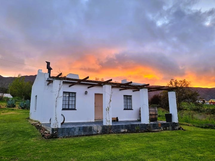 On Poplars Lane_ Vine Cottage - Robertson