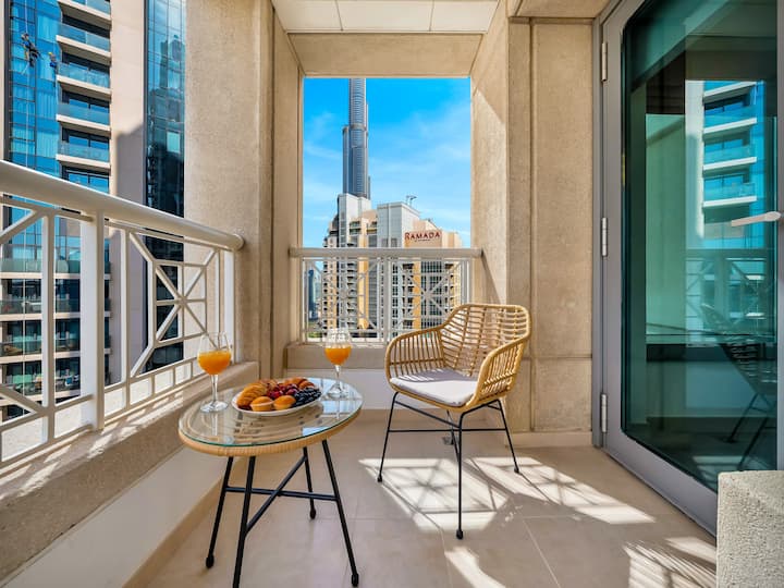 Modern 3br+gaming |Burj Khalifa View | Family Stay - Dubái