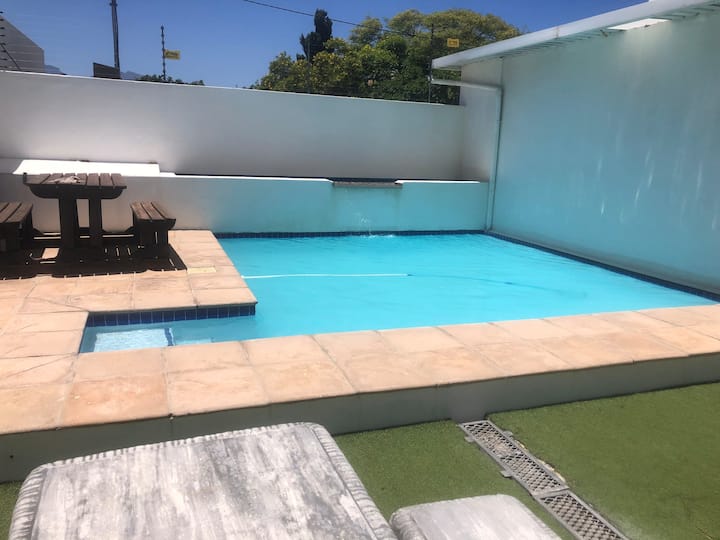 Palms Apartment Close To Beach - Somerset West