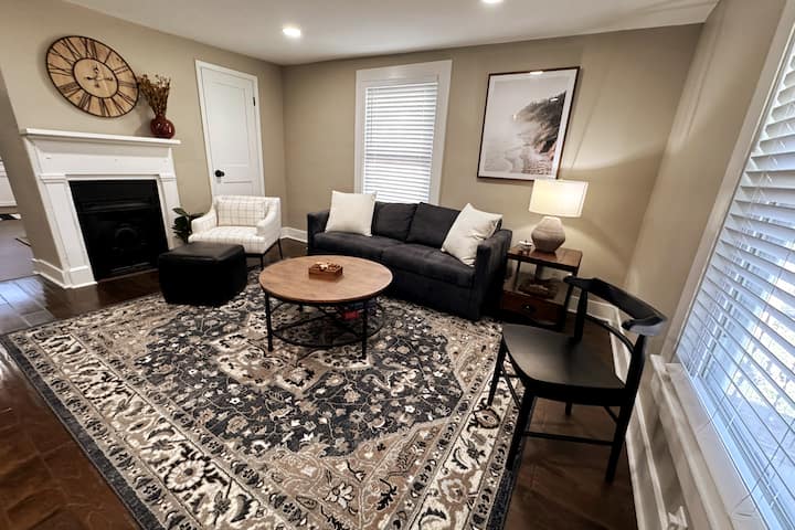 Cozy Centrally Located Home - Danville, VA