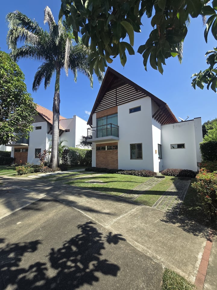 Casa Moderna En Santafe De Antioquia - Santa Fé de Antioquia