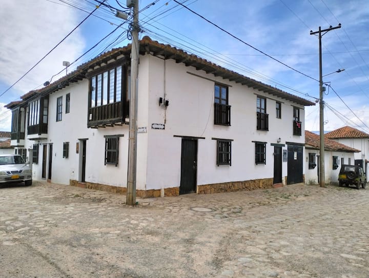 Disfruta El Centro Histórico En El Chaflan - Villa de Leyva