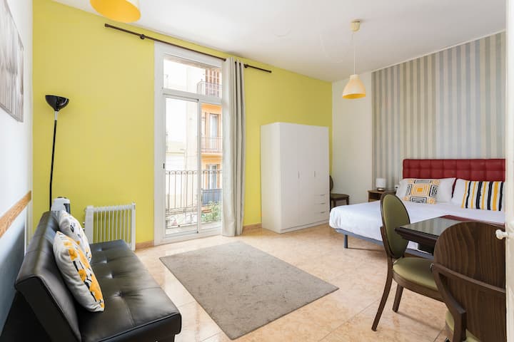 Bright & Spacious Apartment Terrace - Barselona