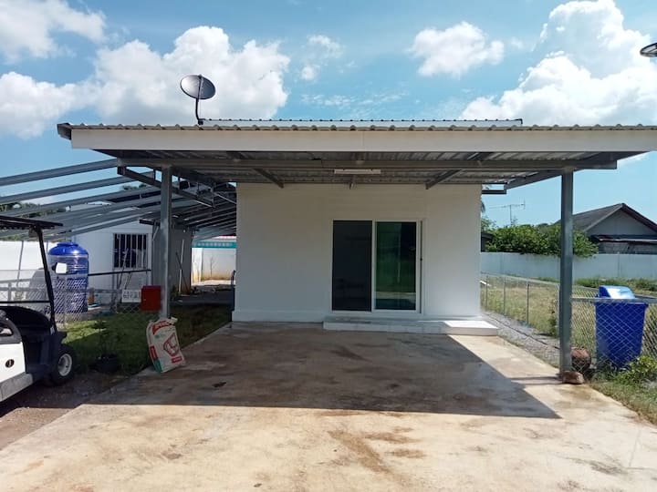 2 Bedroom House In Quiet Area - Thailand