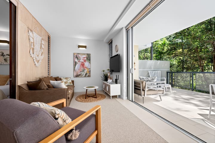 Spacious Sun Terrace Among The Rainforest - Noosa Heads