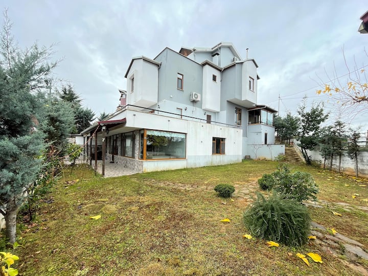 Deniz Manzaralı Merkezi Konumda - Trabzon