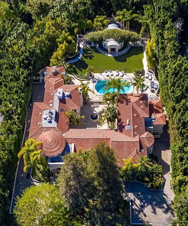 Celebrity Villa In Beverly Hills - Beverly Hills, CA