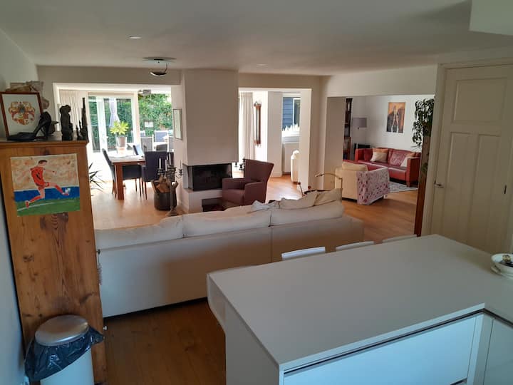 Ruime Luxe Woning In Kunstenaarsdorp Bergen. - Egmond aan Zee