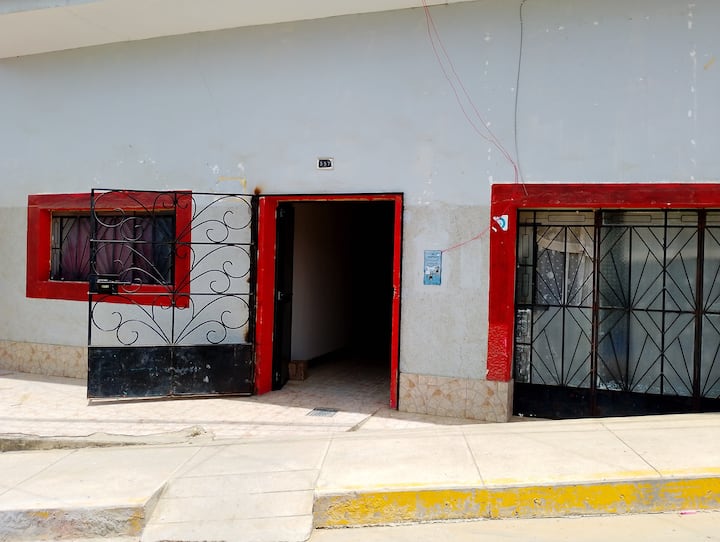 Casa Familiar Chabelita - タラポト