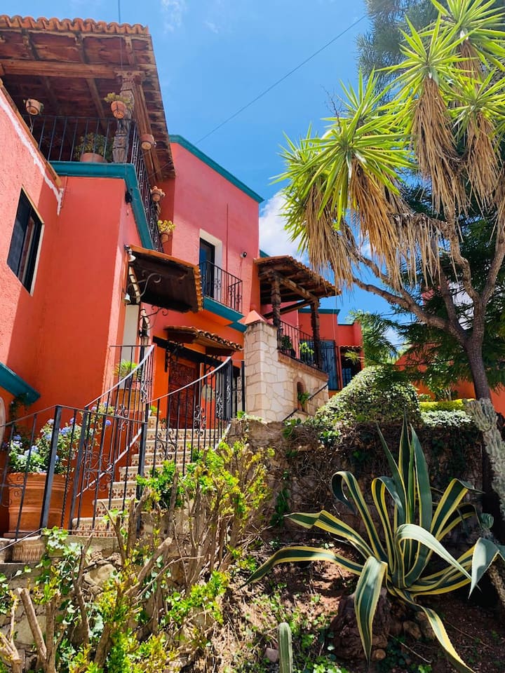 Magical Luxury Villa For Groups & Families - Guanajuato