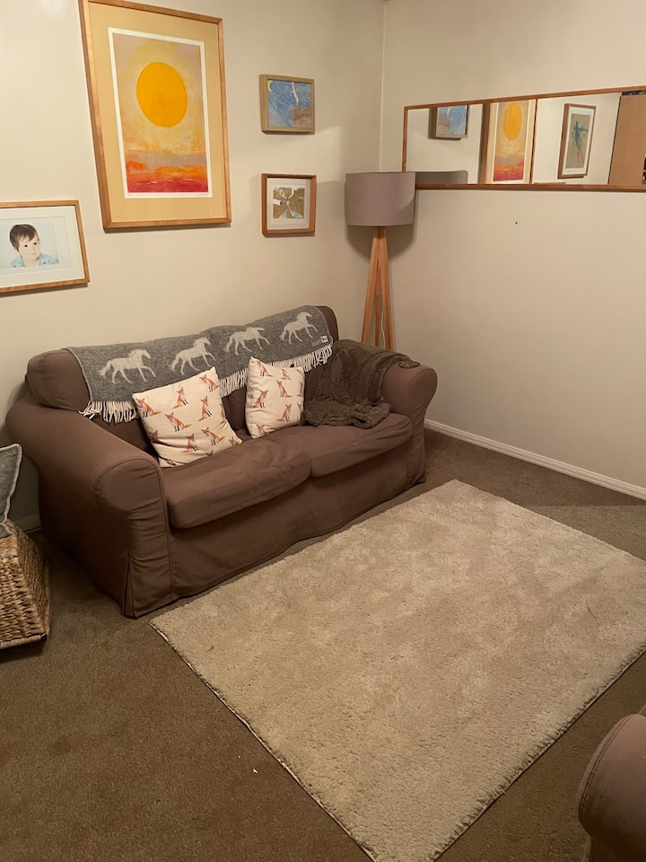 Double Room In Cosy Shared Home - Newton Abbot