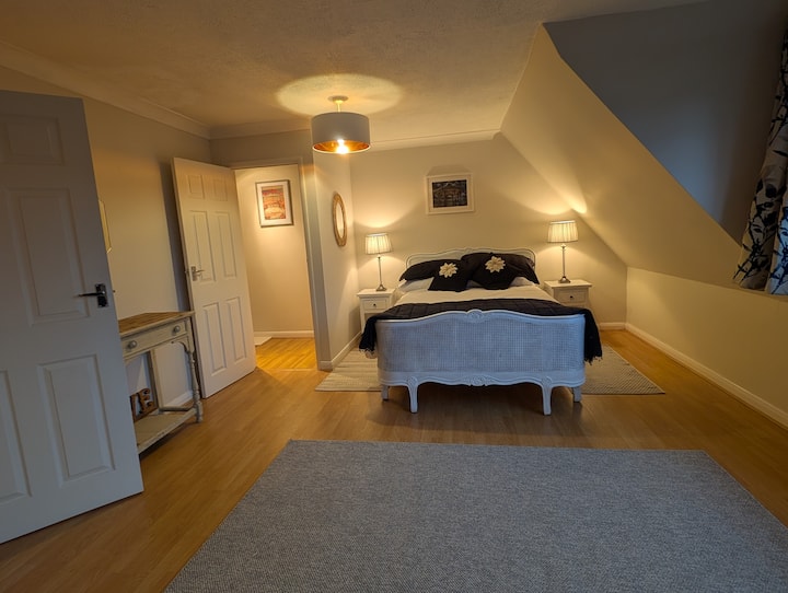 Dean Court Cottage - Rottingdean